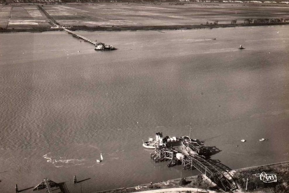 Le bac du Hode, à l'époque de la Seconde Guerre Mondiale - 25/05 ...